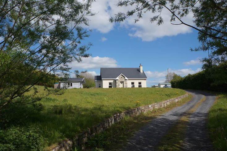 Mayo Paradise Possible - Western Ireland > Property > Aughagower